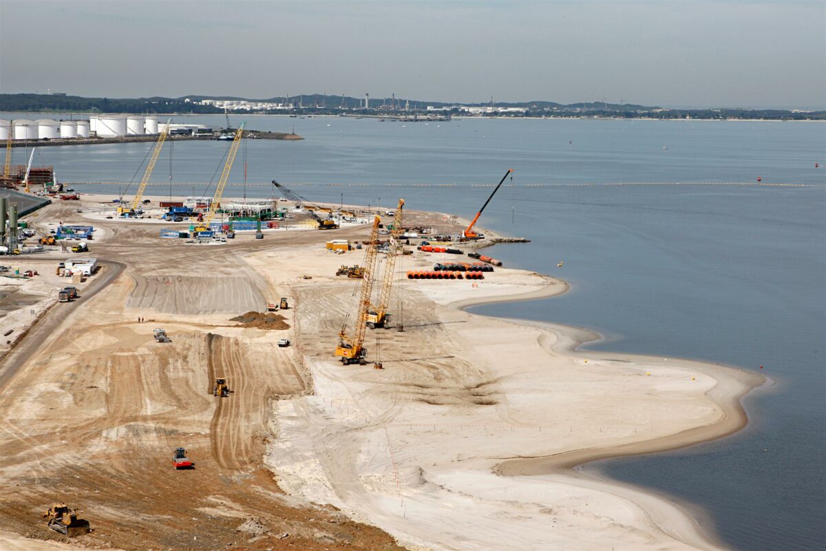 Port Botany-Dynamic Compaction and Vibro Compaction| Menard Oceania