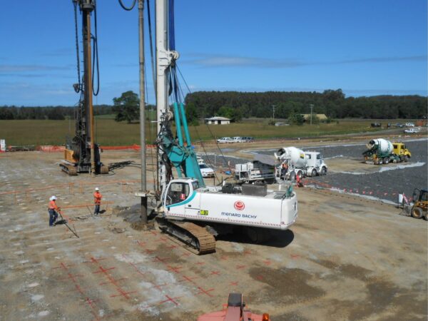 Compaction grouting - Menard Oceania