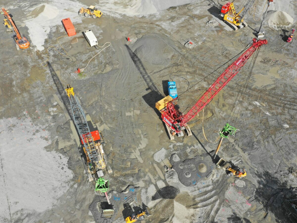 Bi-Modulus Columns - Menard Oceania