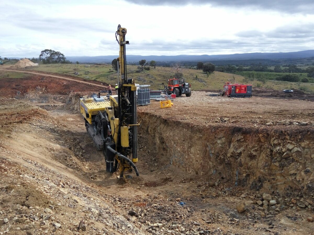 Bi-Modulus Columns - Menard Oceania