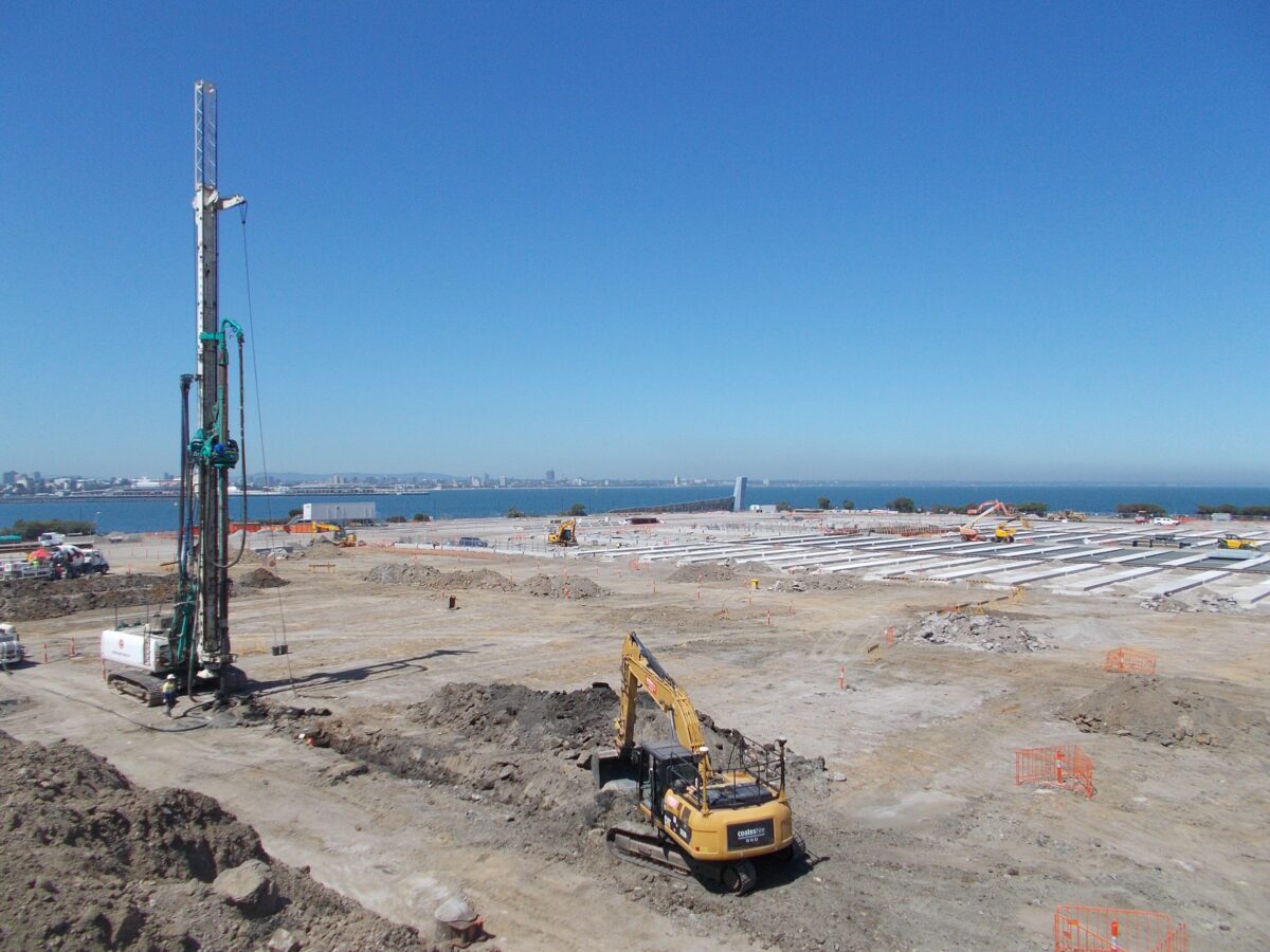 Bi-Modulus Columns - Menard Oceania