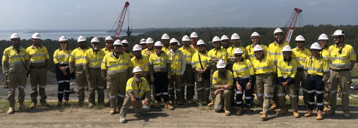 5 Stone Column Rigs in one place draws a crowd